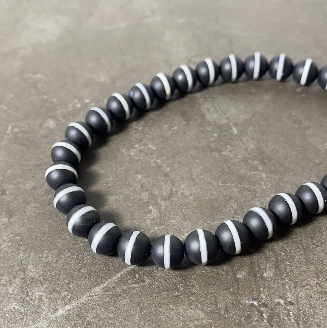 Matte onyx stone rope "Beetlejuice" 8mm – Bijoux Sophistikate